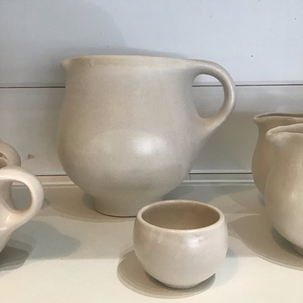 Large White pitcher – JAK W